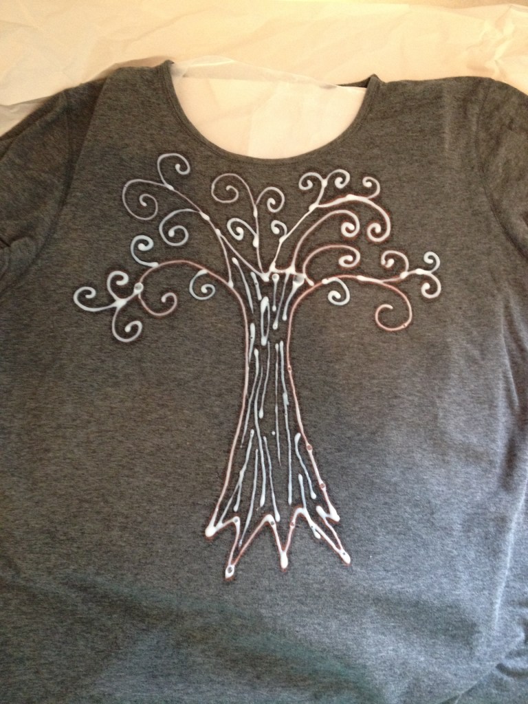 Bleach pen graphic tees (attempt #2- success!) – Flirting with Creativity